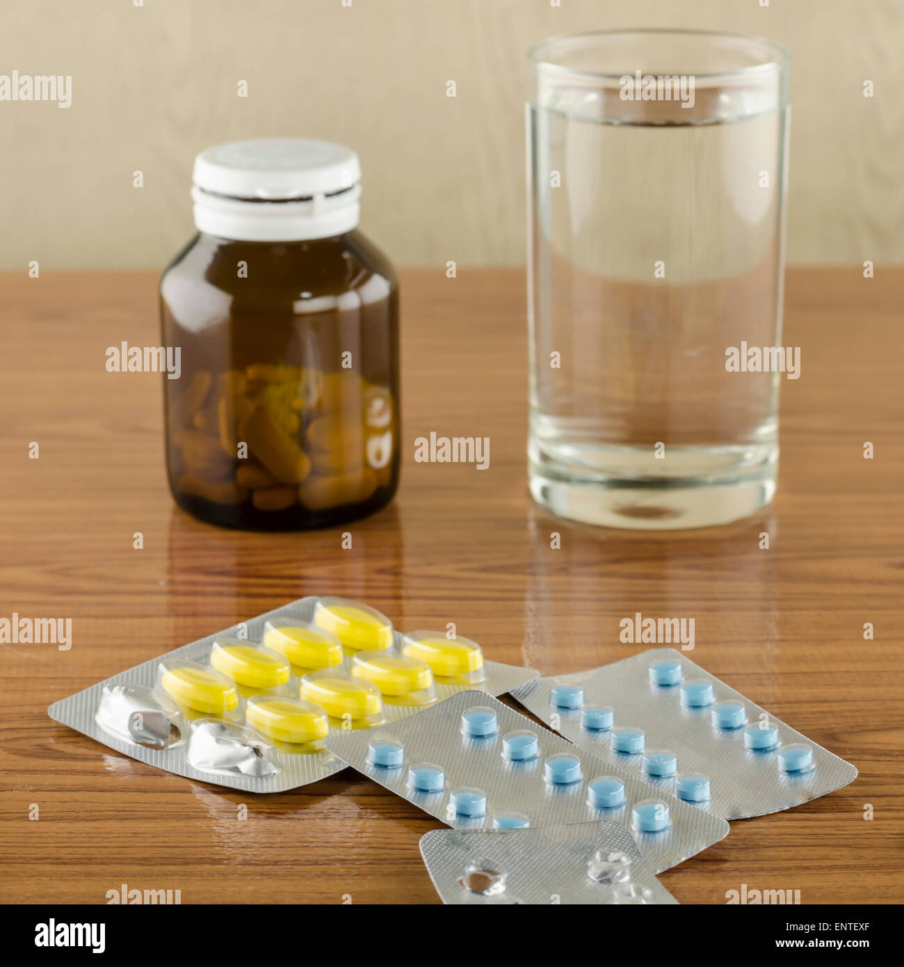 Eat water hi-res stock photography and images - Alamy