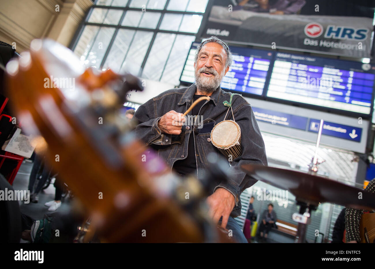Frankfurt/Main, Germany. 11th May, 2015. Musician Guelent Ates from Bad ...