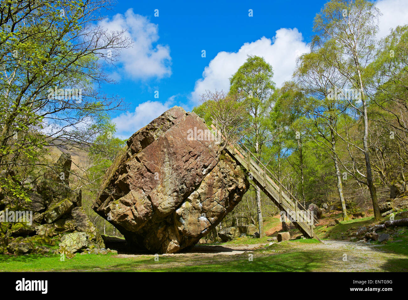 The Bowder Stone in Borrowdale, Lake District National Park, Cumbria ...