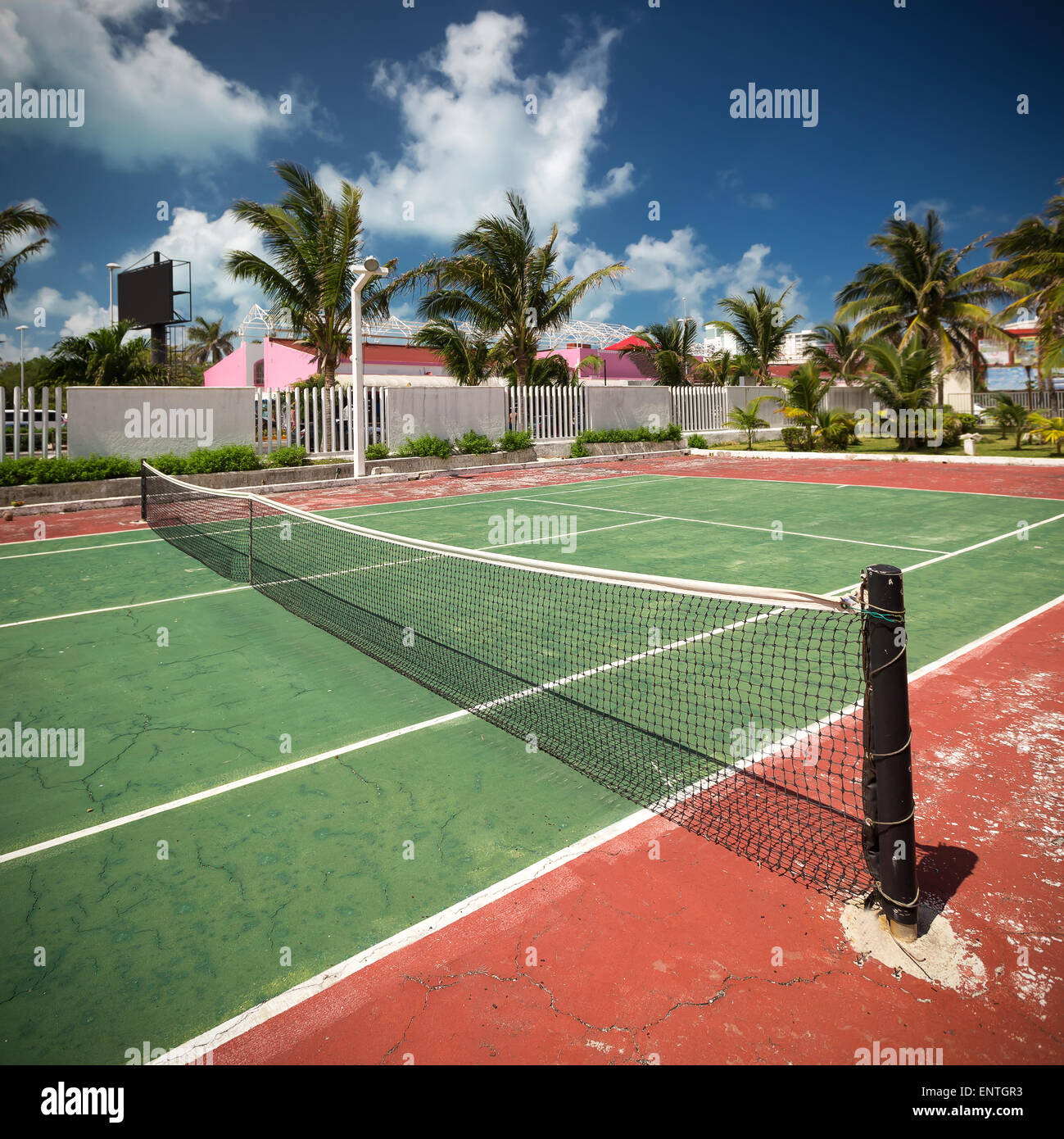 Outdoor tennis hi-res stock photography and images - Alamy