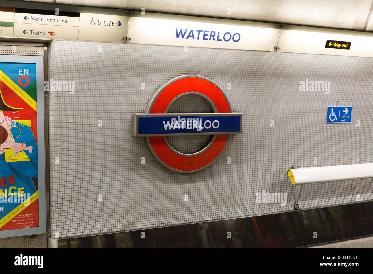 Tfl underground sign waterloo london hi-res stock photography and ...
