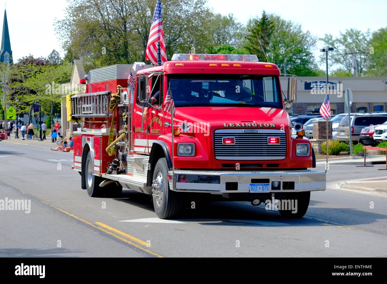 Fire truck engine parade hi-res stock photography and images - Alamy