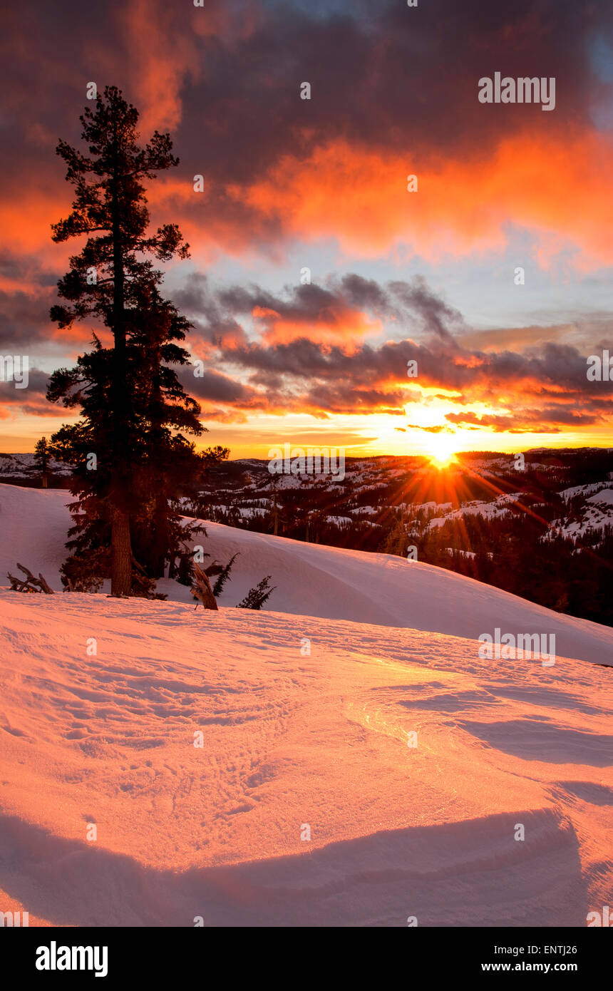 Sierra crest hi-res stock photography and images - Alamy