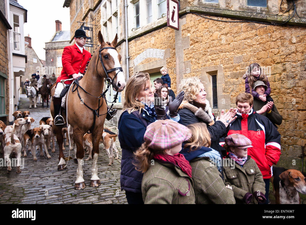 Blackmore sparkford vale hunt boxing hi-res stock photography and ...