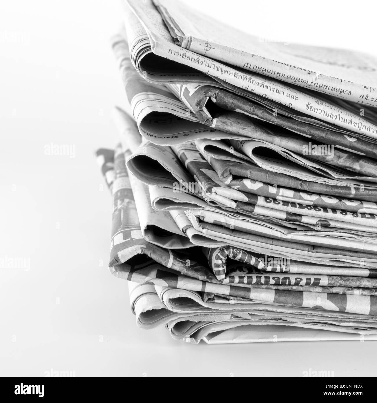 black and white stack of newspaper Stock Photo - Alamy