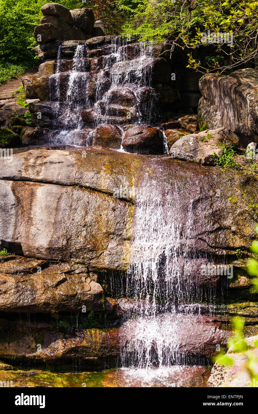 landscape waterfall trickling down the cliff close-up Stock Photo - Alamy