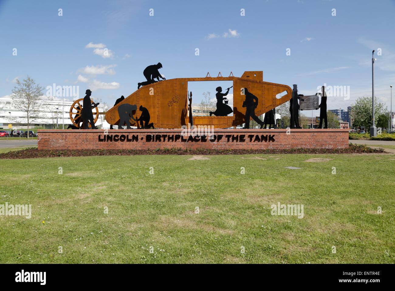 Lincoln Tank Memorial, Tritton Road Roundabout, Lincoln, Lincolnshire ...
