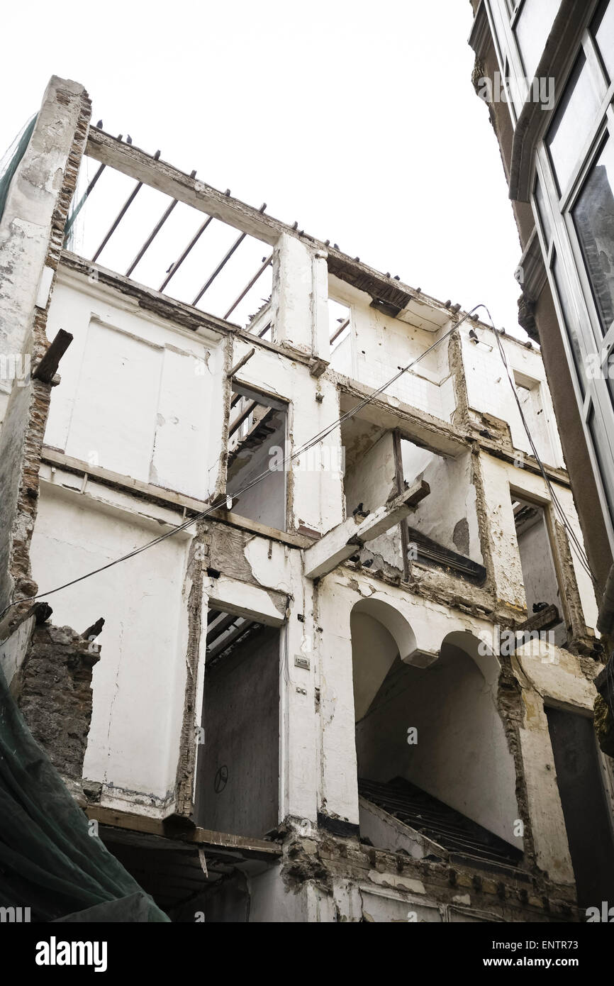 Demolished room hi-res stock photography and images - Alamy