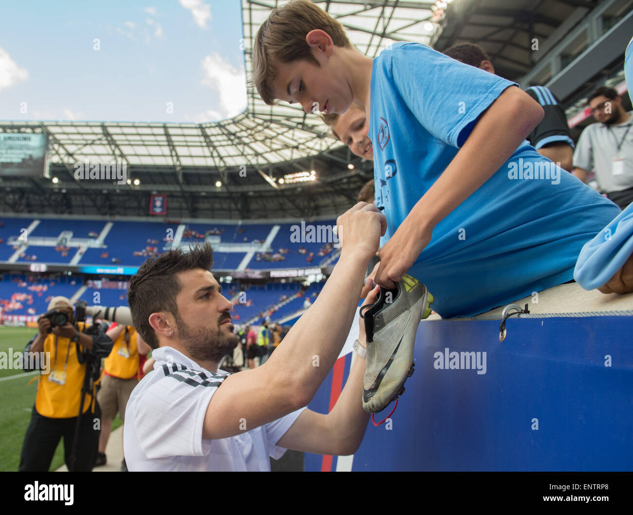 Harrison, New Jersey, USA. 10th May, 2015. NYCFC's DAVID VILLA signs ...