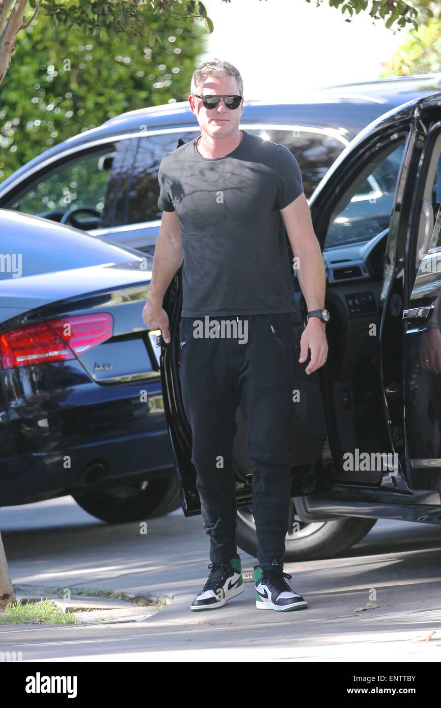 Eric Dane heads out for the day with his daughter Featuring: Eric Dane ...