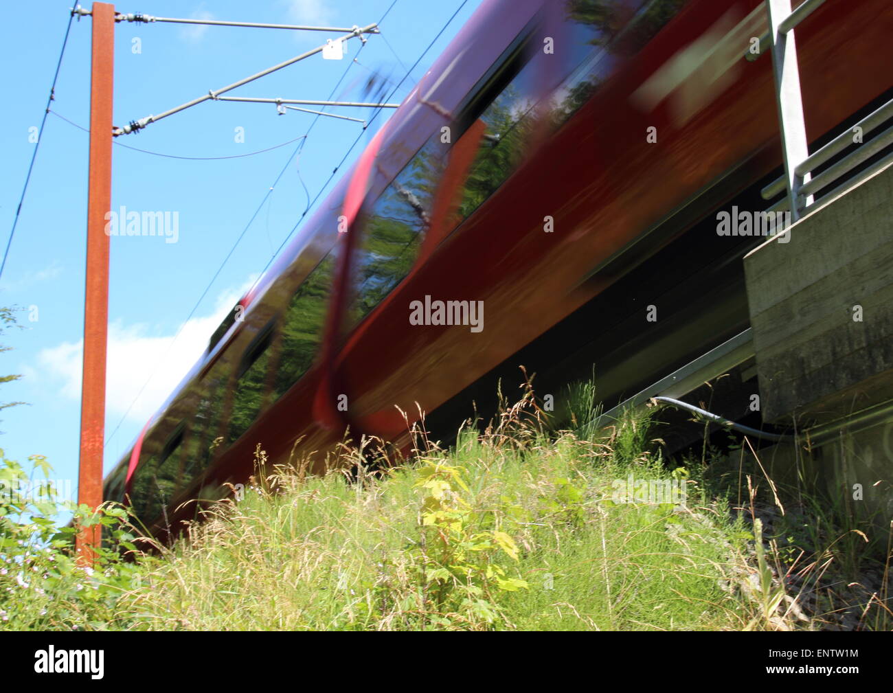 Fast moving transportation hi-res stock photography and images - Alamy