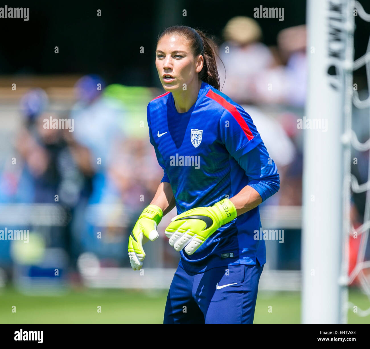 San Jose, CA. 10th May, 2015. US goalie Hope Solo warms up prior to the ...