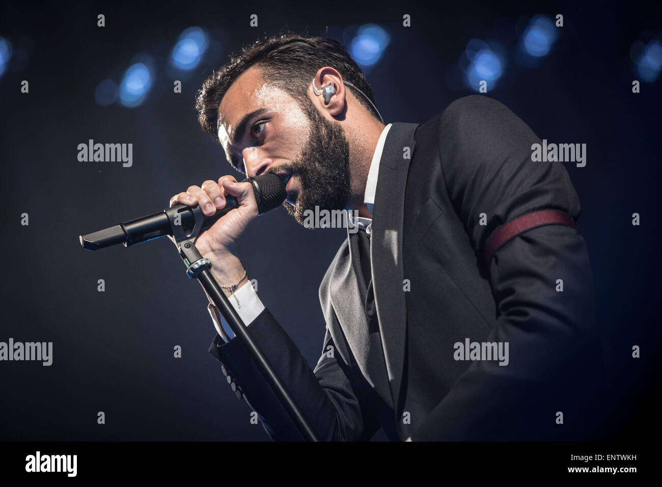 Marco mengoni live concert hi-res stock photography and images - Alamy