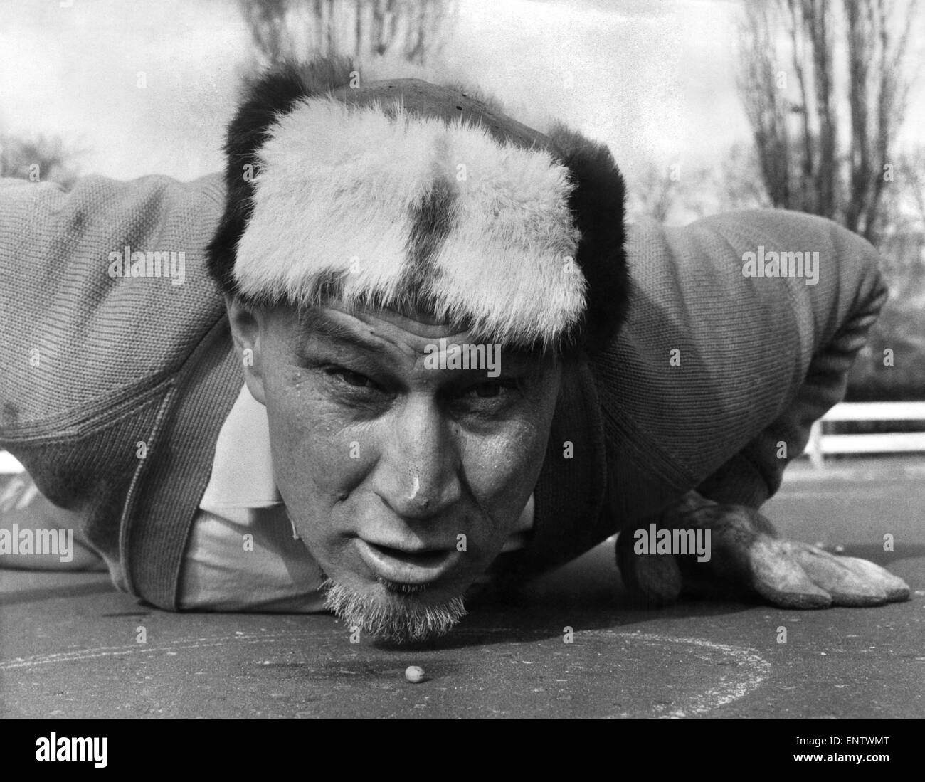 Walter cornelius tries hi-res stock photography and images - Alamy