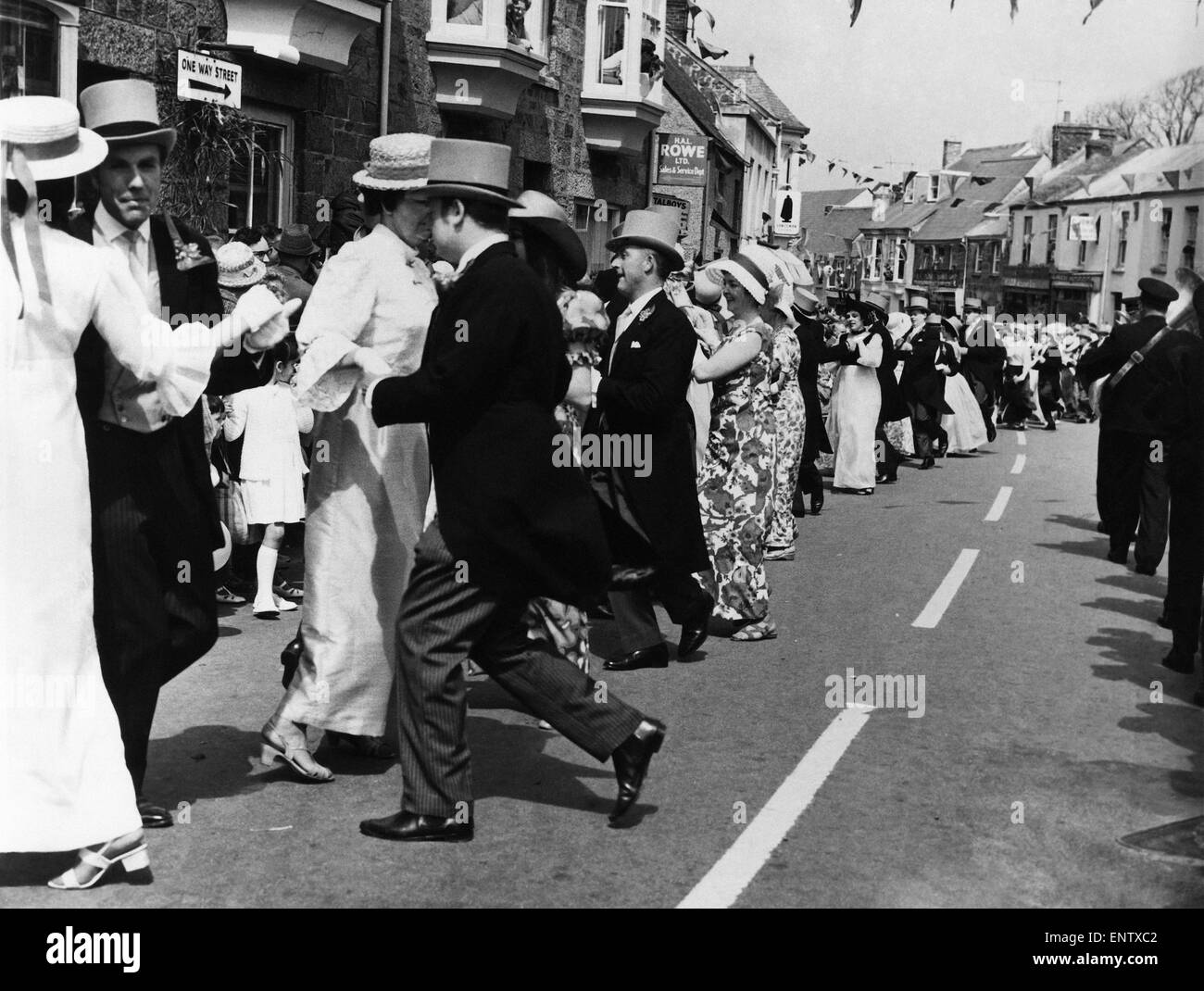Dance tune Black and White Stock Photos & Images - Alamy