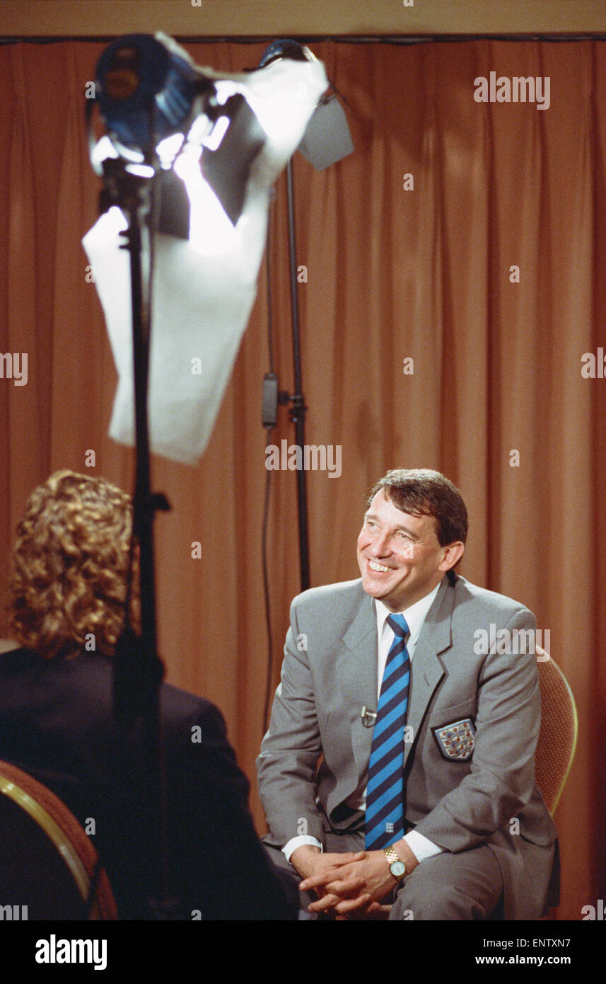 England manager graham taylor press hi-res stock photography and images ...