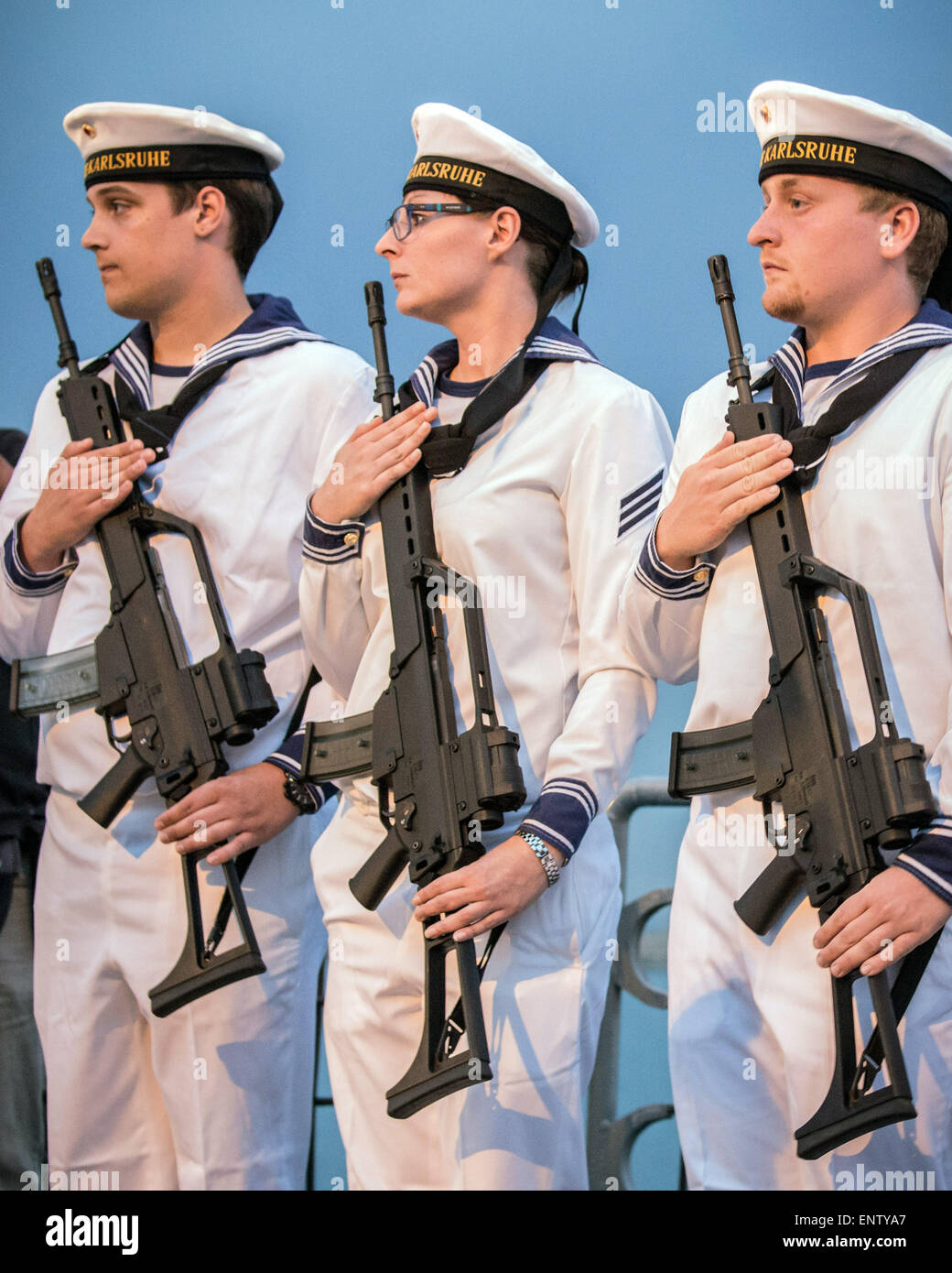 Haifa, Israel. 11th May, 2015. German marines carry Heckler and Koch ...