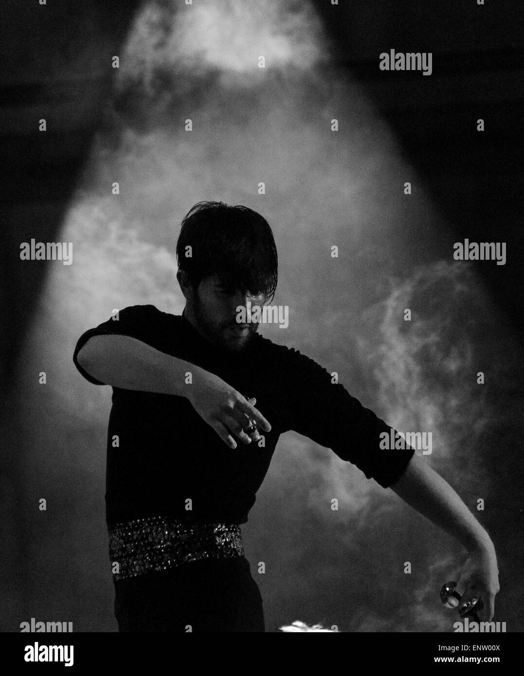 Flamenco dancing hi-res stock photography and images - Alamy