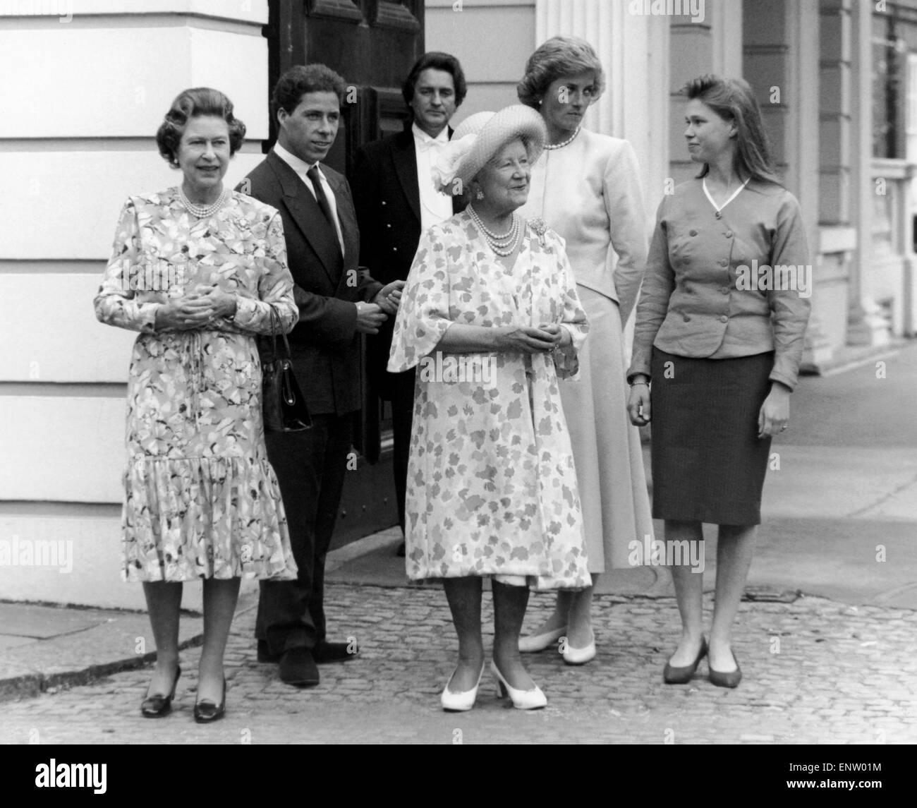 Viscount linley queen elizabeth High Resolution Stock Photography and ...