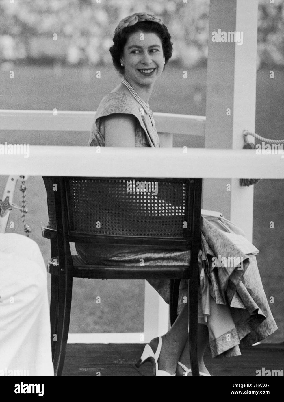 Queen smile hi-res stock photography and images - Alamy