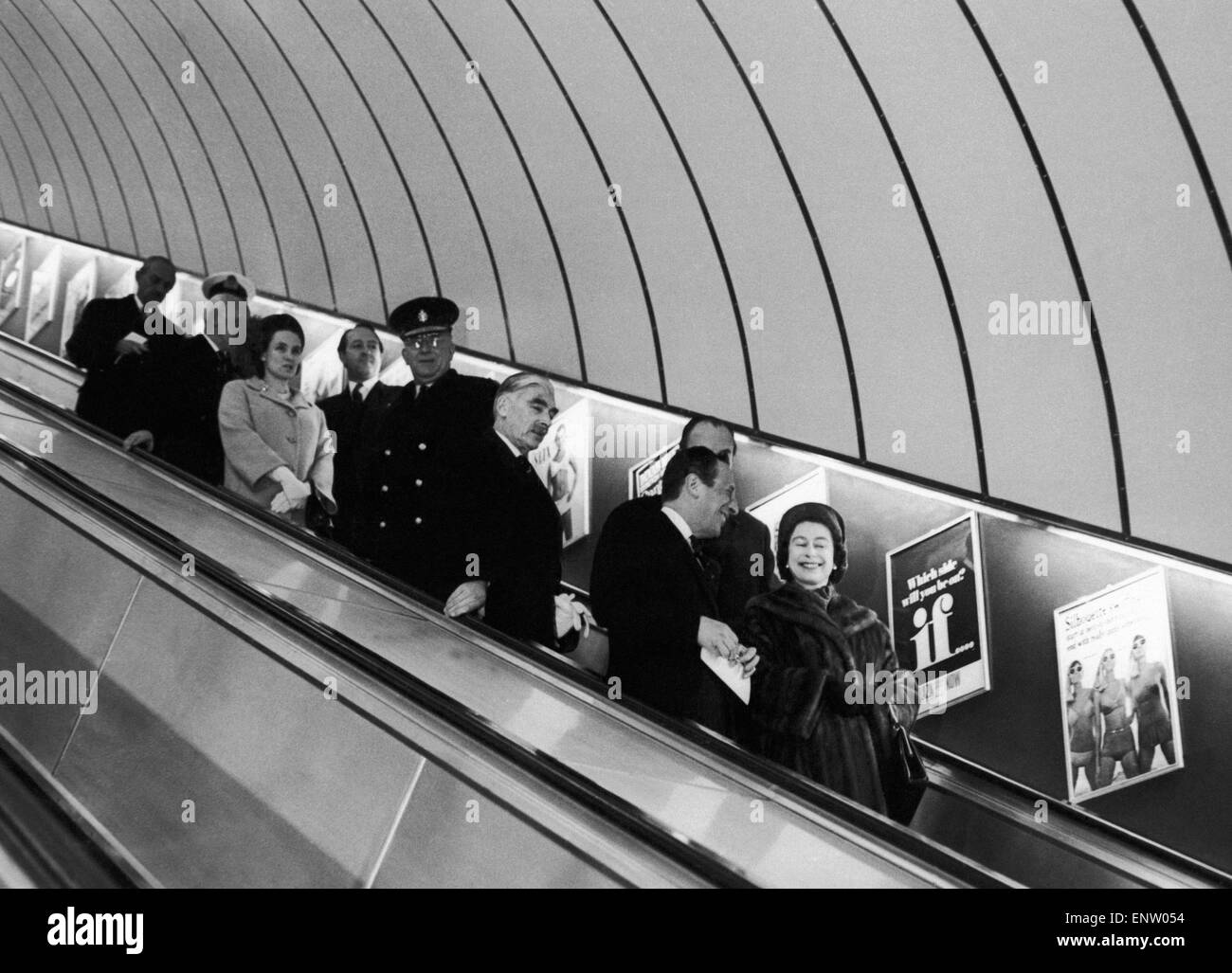 Queen elizabeth ii victoria Black and White Stock Photos & Images - Alamy