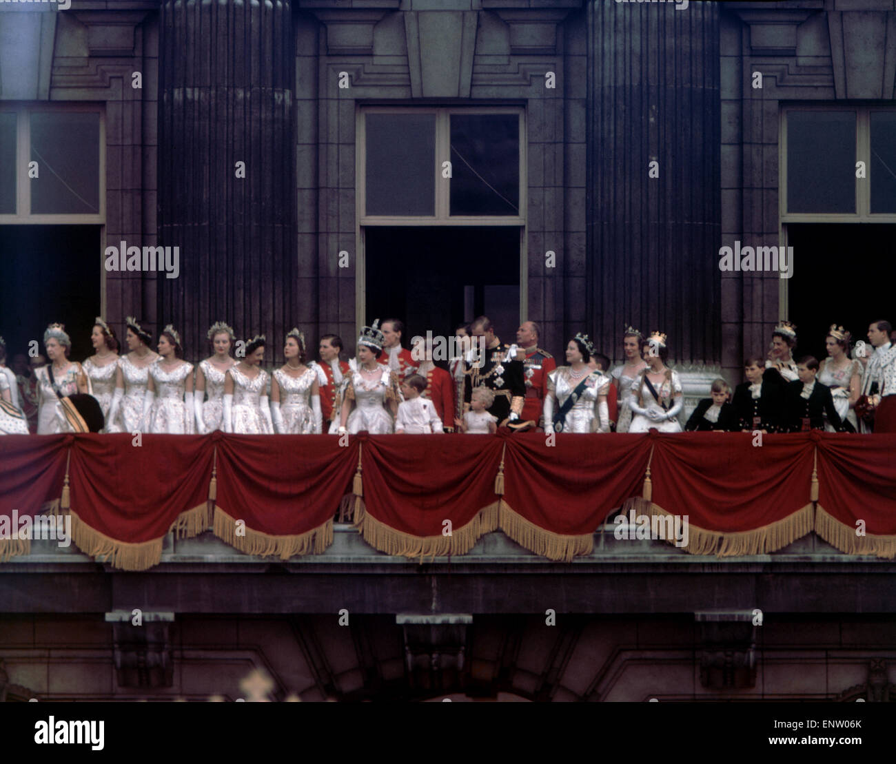 1953 coronation queen elizabeth hi-res stock photography and images - Alamy