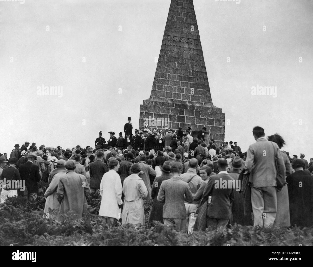 1930s crowd people on hi-res stock photography and images - Alamy