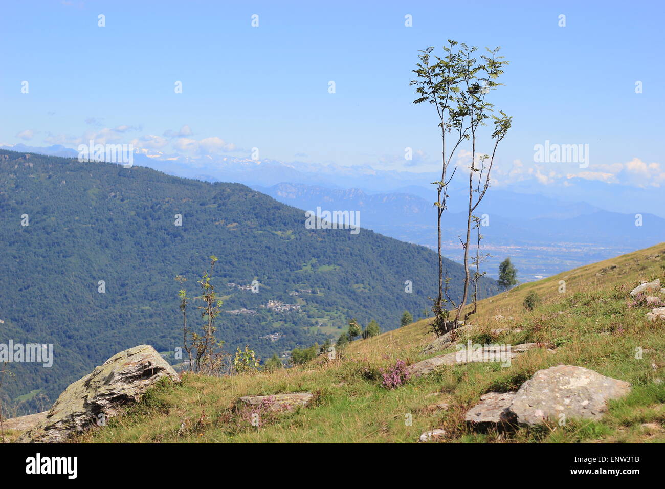Multiple mountains hi-res stock photography and images - Alamy