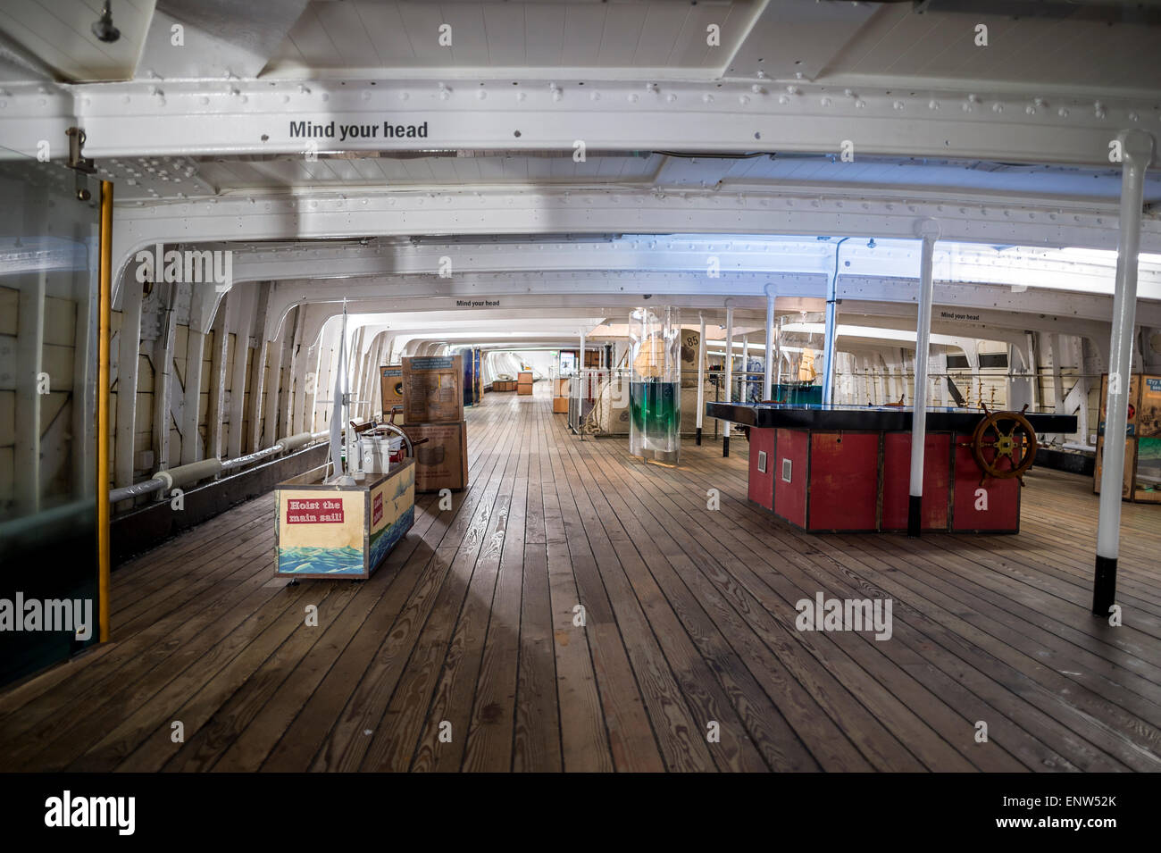 Clipper ship deck hi-res stock photography and images - Alamy