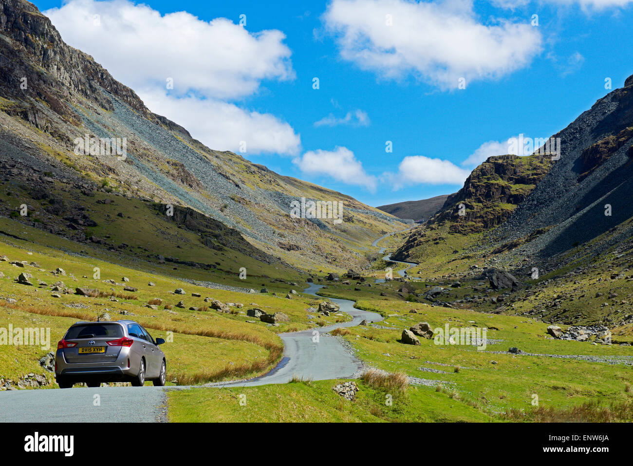 Honister Pass (B5289), Lake District National Park, Cumbria, England UK ...