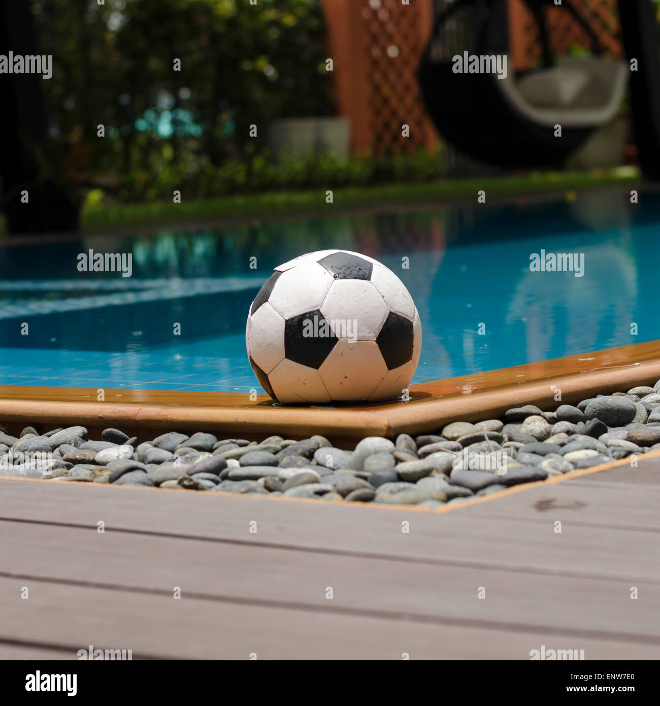 Ball pools hi-res stock photography and images - Alamy