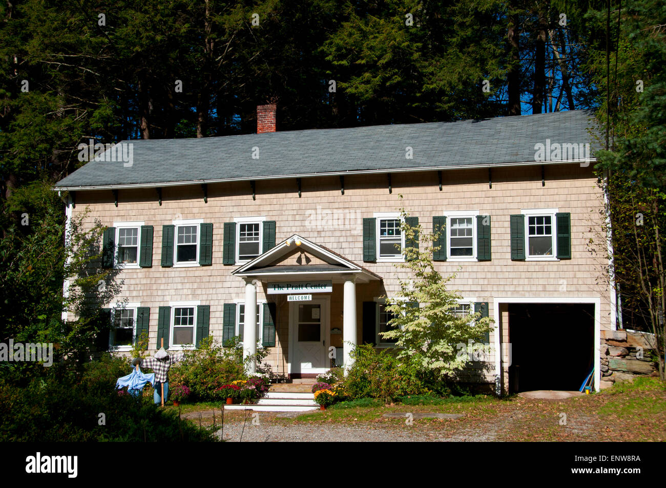 Milford connecticut house High Resolution Stock Photography and Images ...