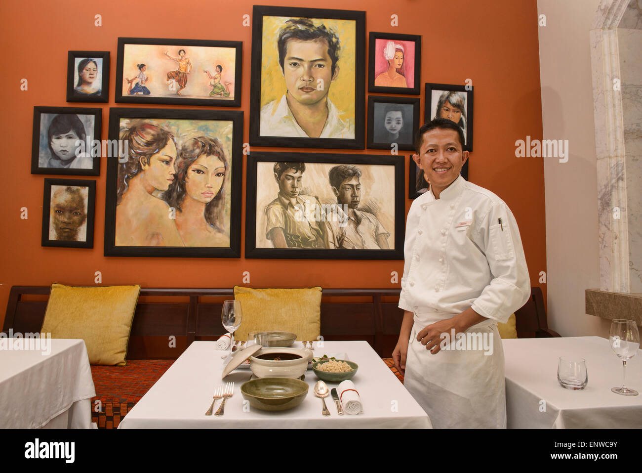 A chef and his amok curry at a restaurant in Siem Reap, Cambodia Stock ...