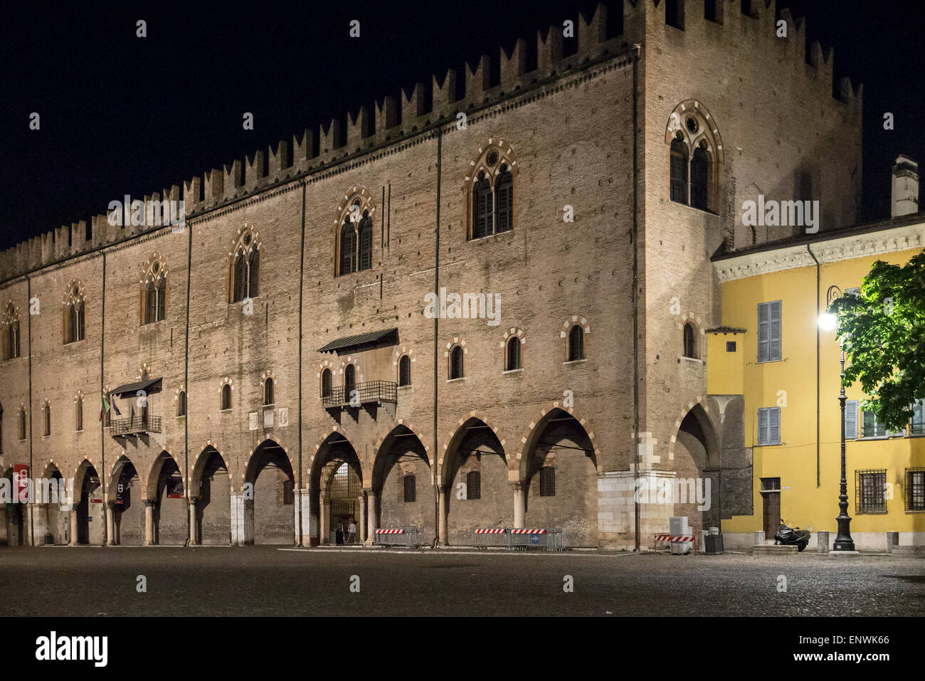 Mantua city italy hi-res stock photography and images - Alamy