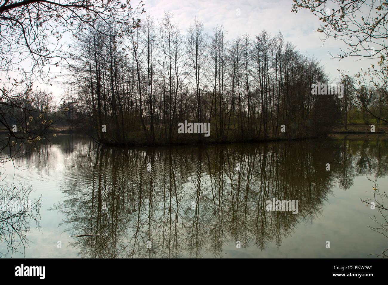 Mirror lake still image hi-res stock photography and images - Alamy