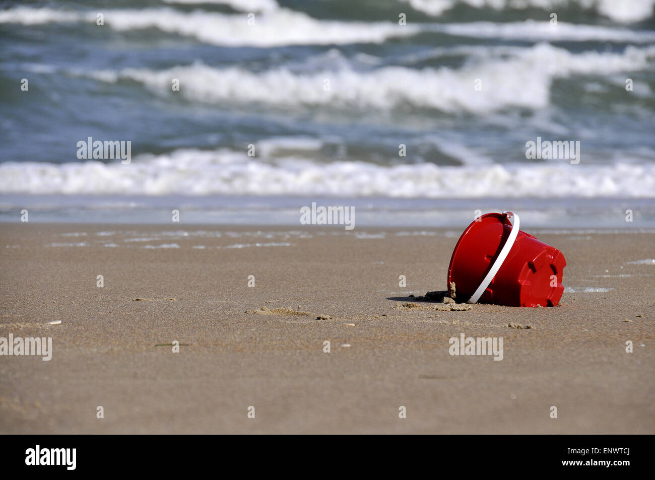 Sea pail hi-res stock photography and images - Alamy