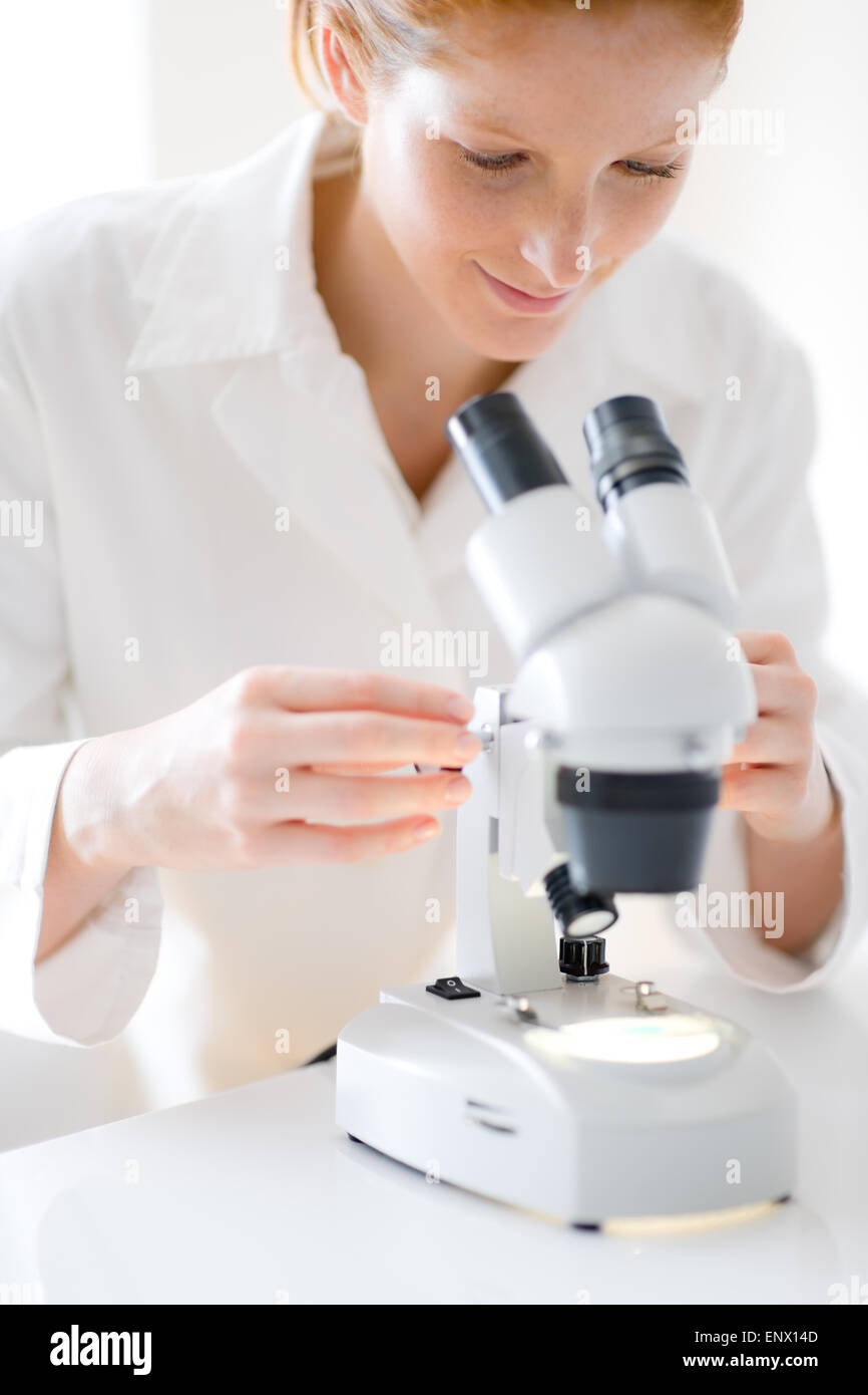 Microscope laboratory - woman medical research Stock Photo - Alamy
