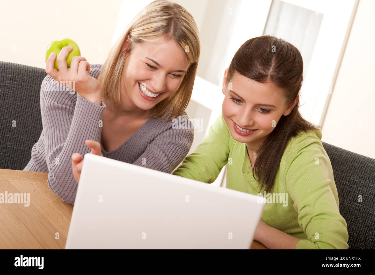 Teenage series hi-res stock photography and images - Alamy
