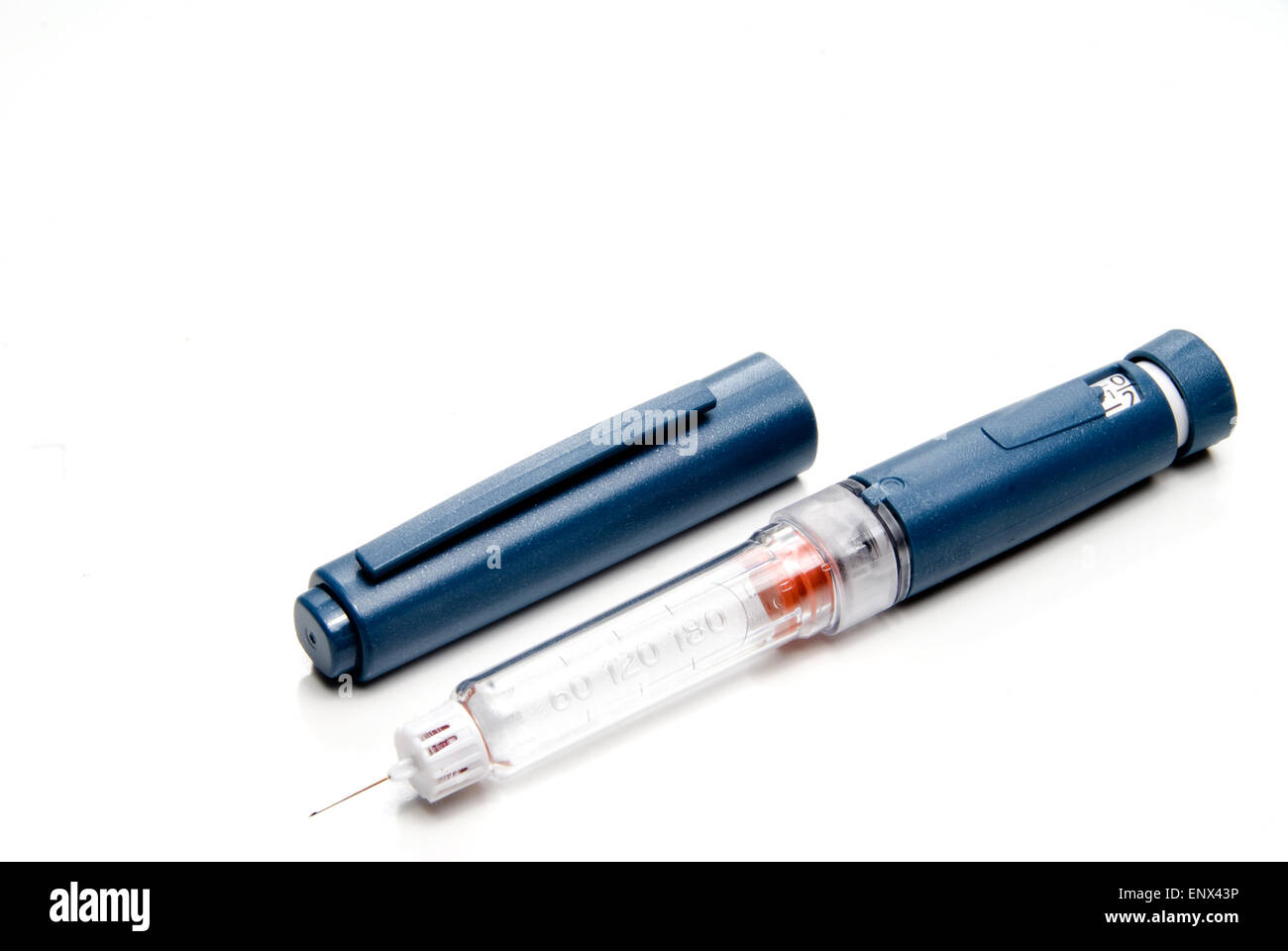 Injectable pen hi-res stock photography and images - Alamy