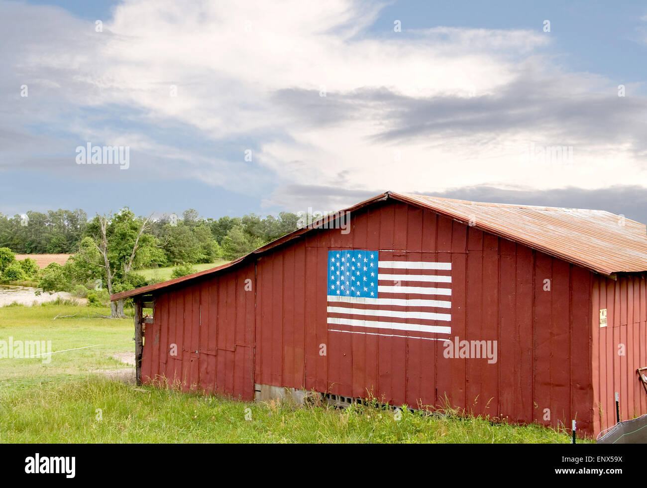 American flag on barn hi-res stock photography and images - Alamy