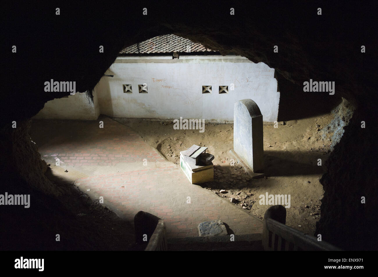 Emerald cave hi-res stock photography and images - Alamy