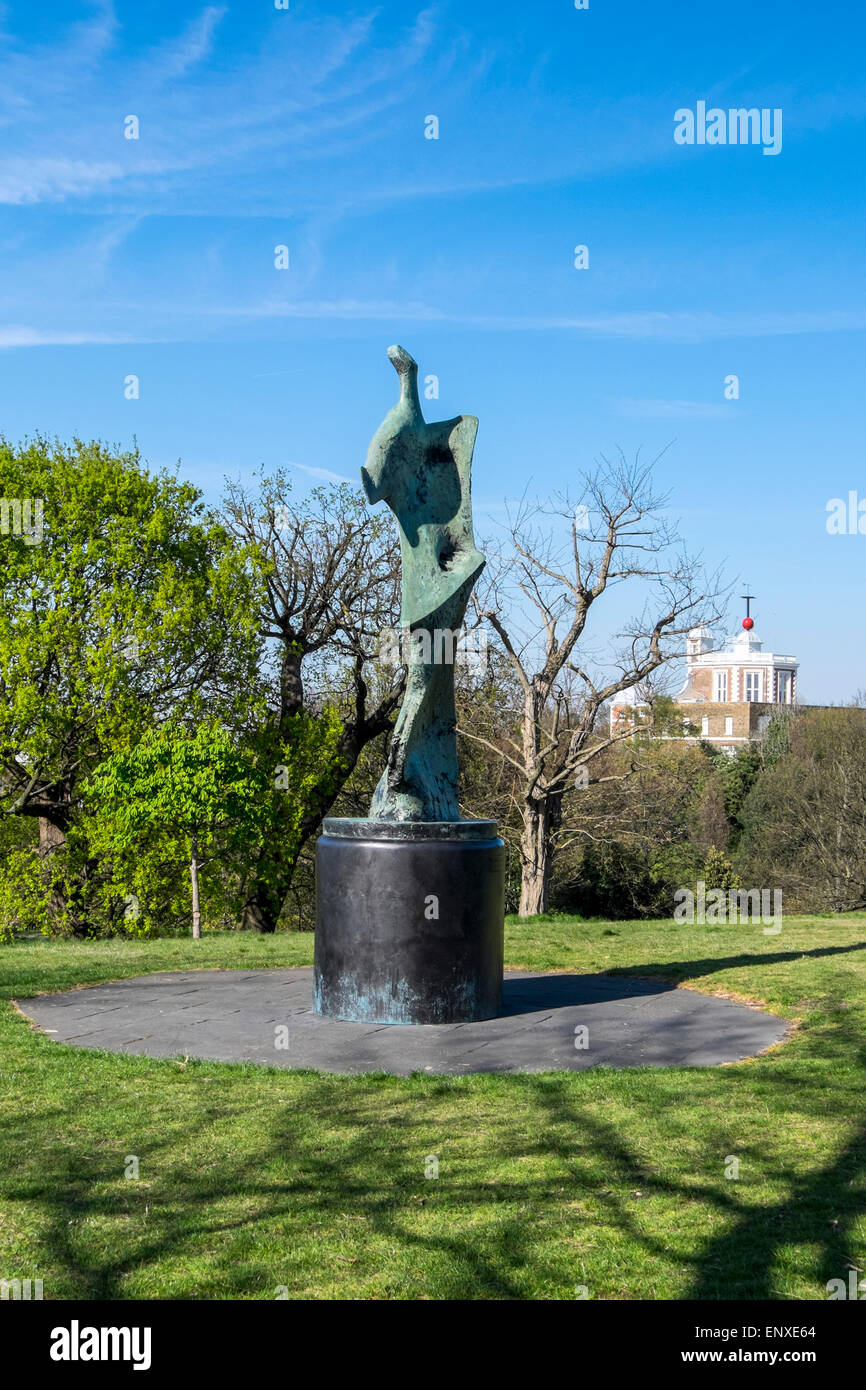 Henry Moore Sculpture Stock Photos & Henry Moore Sculpture Stock Images ...