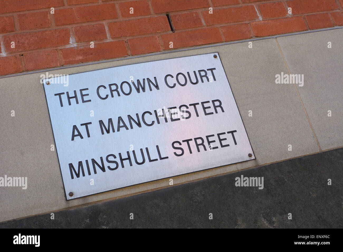 Crown court sign hi-res stock photography and images - Alamy