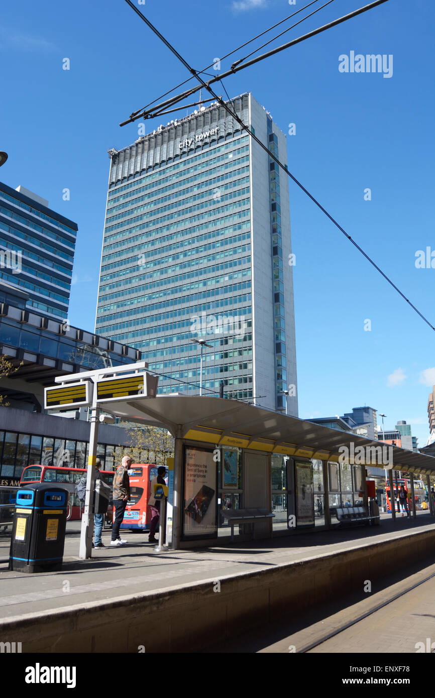 City tower piccadilly manchester hi-res stock photography and images ...