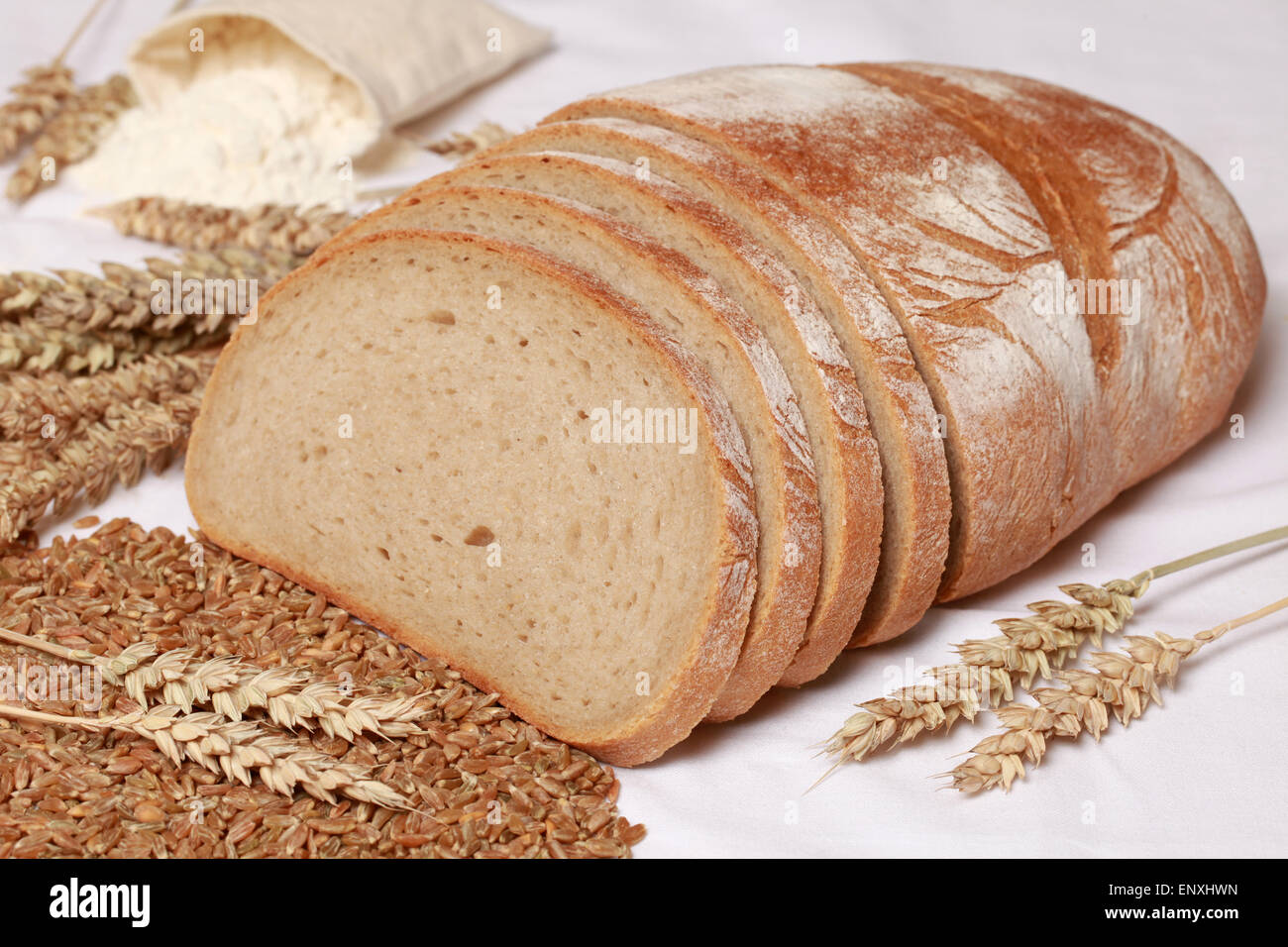 Weizenbrot hi-res stock photography and images - Alamy