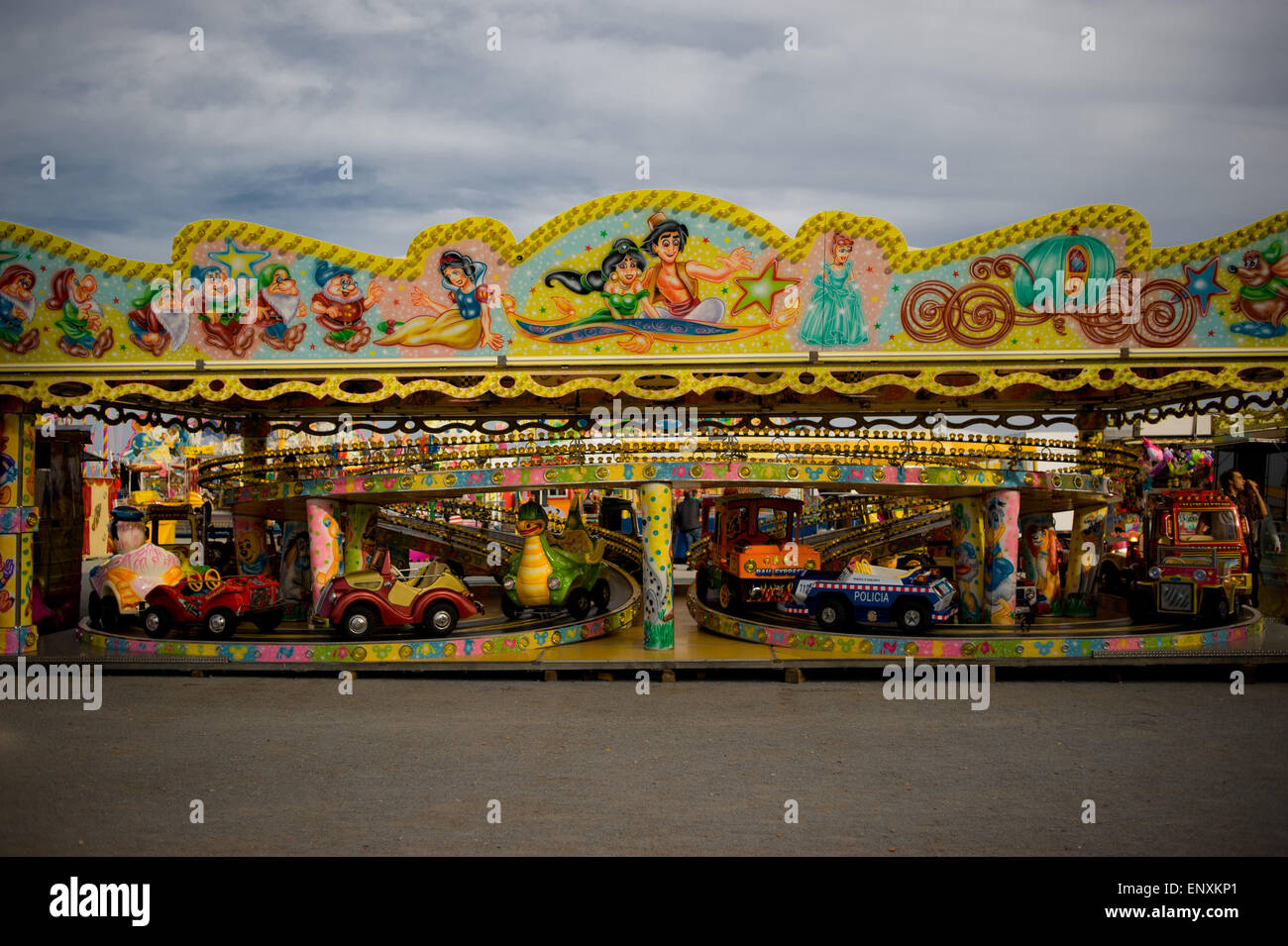 Fairground attraction hi-res stock photography and images - Alamy