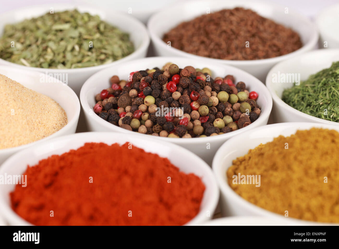 Bunter pfeffer hi-res stock photography and images - Alamy