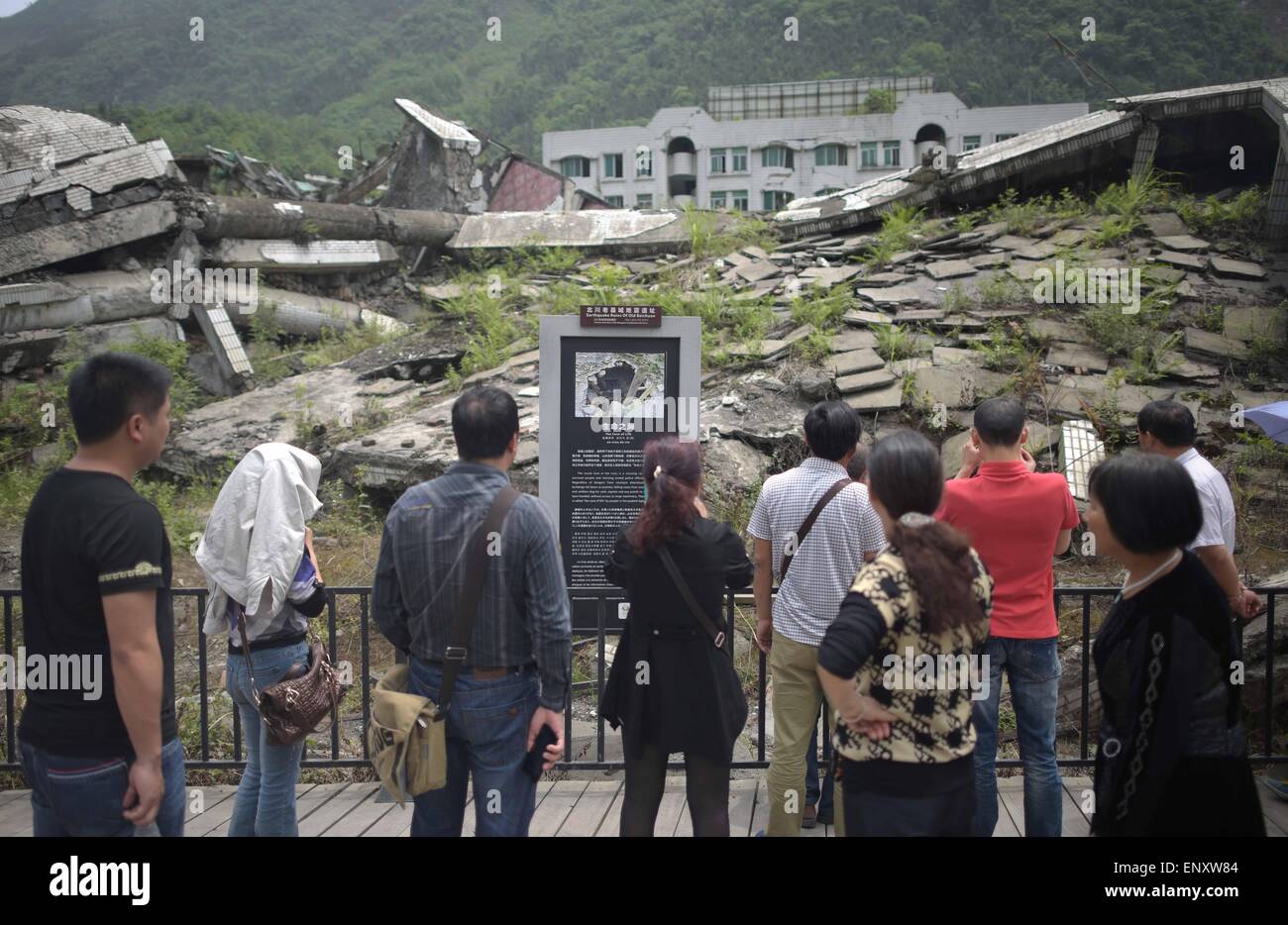 Beichuan, China's Sichuan Province. 12th May, 2015. People visit ruins ...