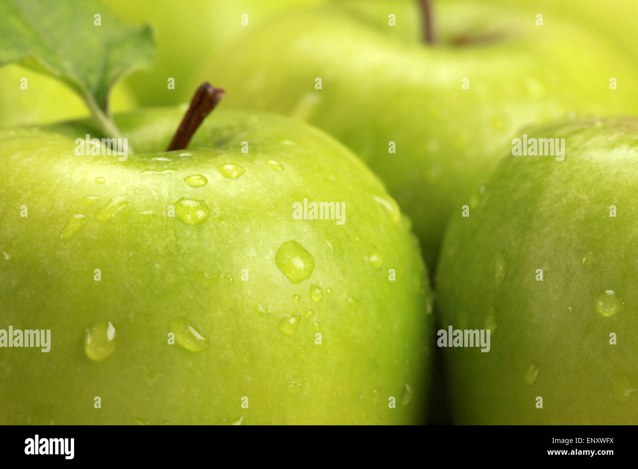 Grüne äpfel hi-res stock photography and images - Alamy