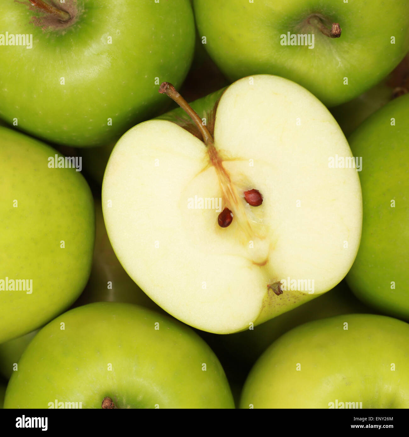 Golden delicious apfel hi-res stock photography and images - Alamy
